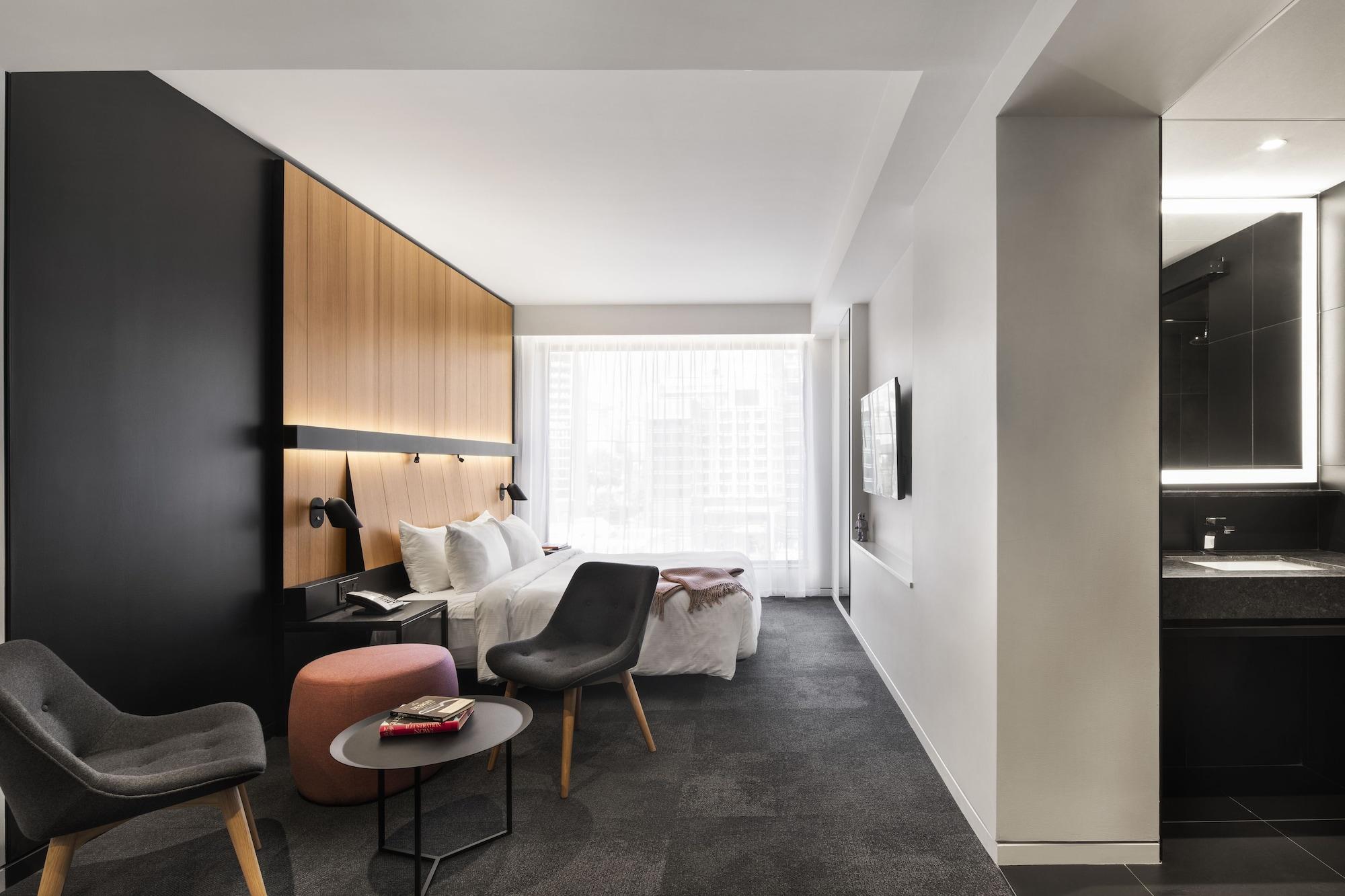 HOTEL MONVILLE | ⋆⋆⋆⋆ | MONTREAL, CANADA | SEASON DEALS FROM $137