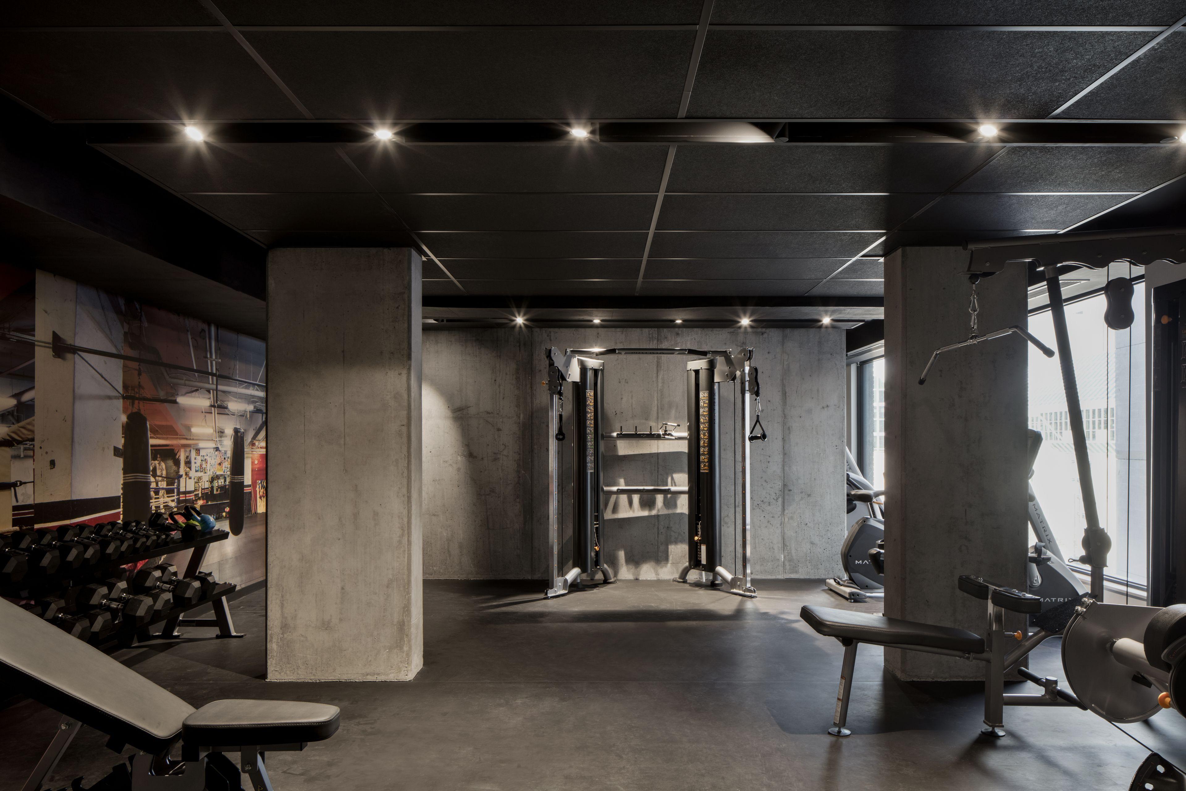 HOTEL MONVILLE | ⋆⋆⋆⋆ | MONTREAL, CANADA | SEASON DEALS FROM $137